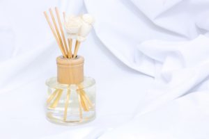 How Long Do 100ml, 120ml, 150ml, & 200ml Reed Diffusers Last? - For The ...